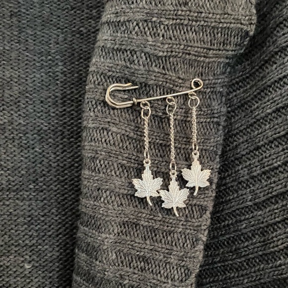 Mystic Art Gems | Jewelry | New Maple Leaf Brooch | Poshmark